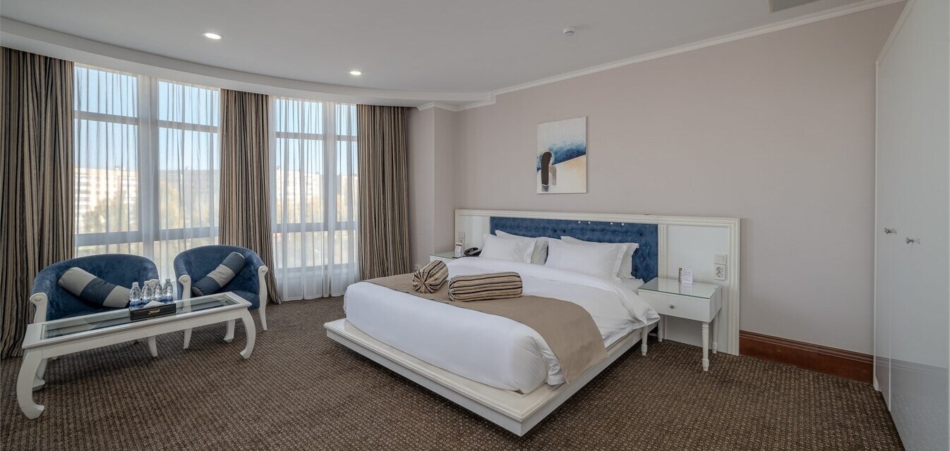 Цена на номер Deluxe в отеле «Jannat Regency Bishkek», Бишкек